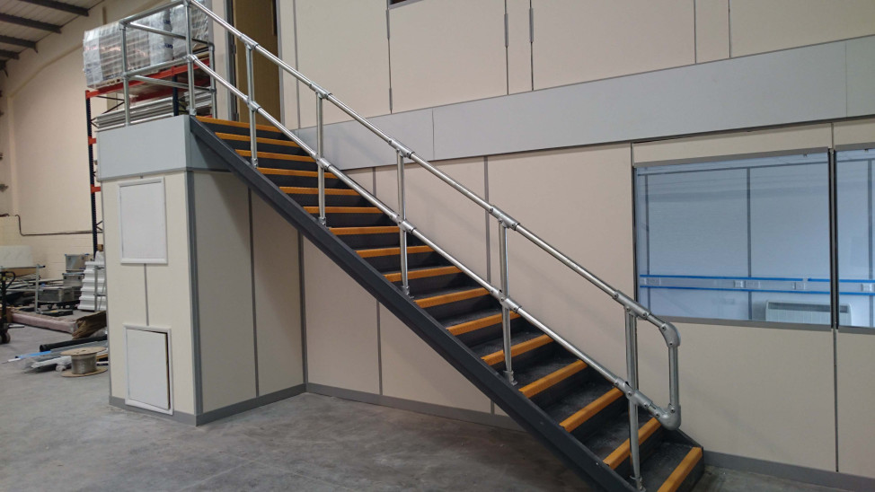 DIY handrail inspiration and project plans - Simplified Building