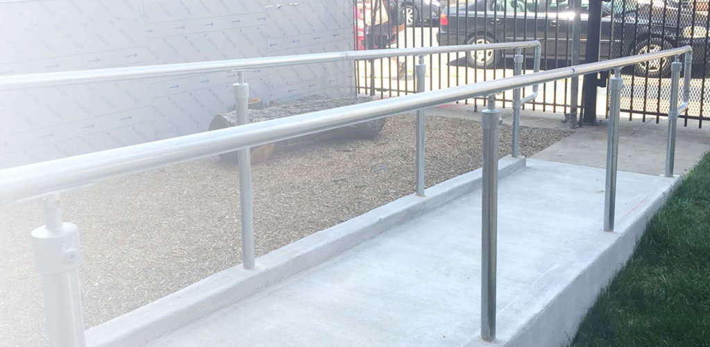 DDA handrail with a top, middle and bottom rail - Simplified Building