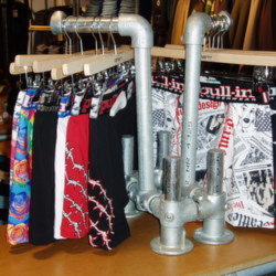 Heavy Duty Clothing Rail - Simplified Building