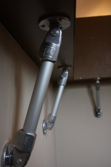 Wall-Mounted Shelving Strut System - Simplified Building